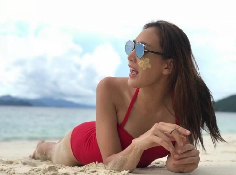 ถ่ายเล่นๆ แต่เซ็กซี่จริงๆ “ตุ๊ก ชนกวนันท์” แซ่บไม่เปลี่ยน แม้อายุเลข 4 – UndubZapp